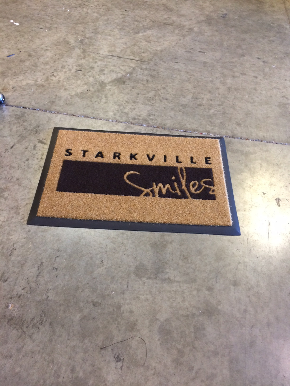 Faux Coir Custom Logo Mat - No Vinyl Edging - 13' – Logo Mat Central